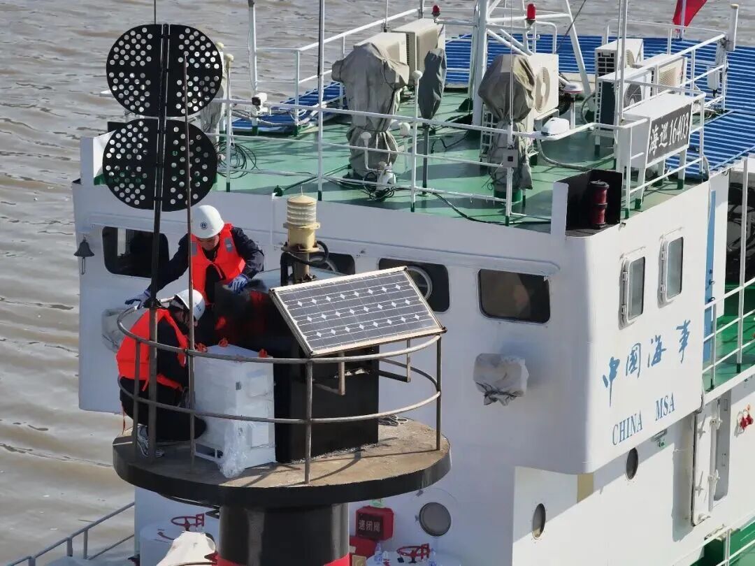 国内首个氢燃料电池离岸灯桩在浙投用；总投资18.63亿元，中煤10万吨绿色甲醇项目获备案 - 资讯 - 新能源网